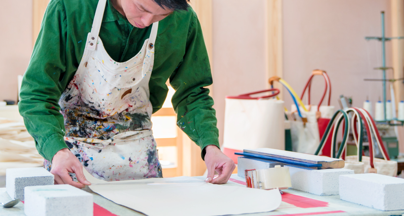 How to Do Screen Printing on Fabric: 7 Simple Steps – Caydo