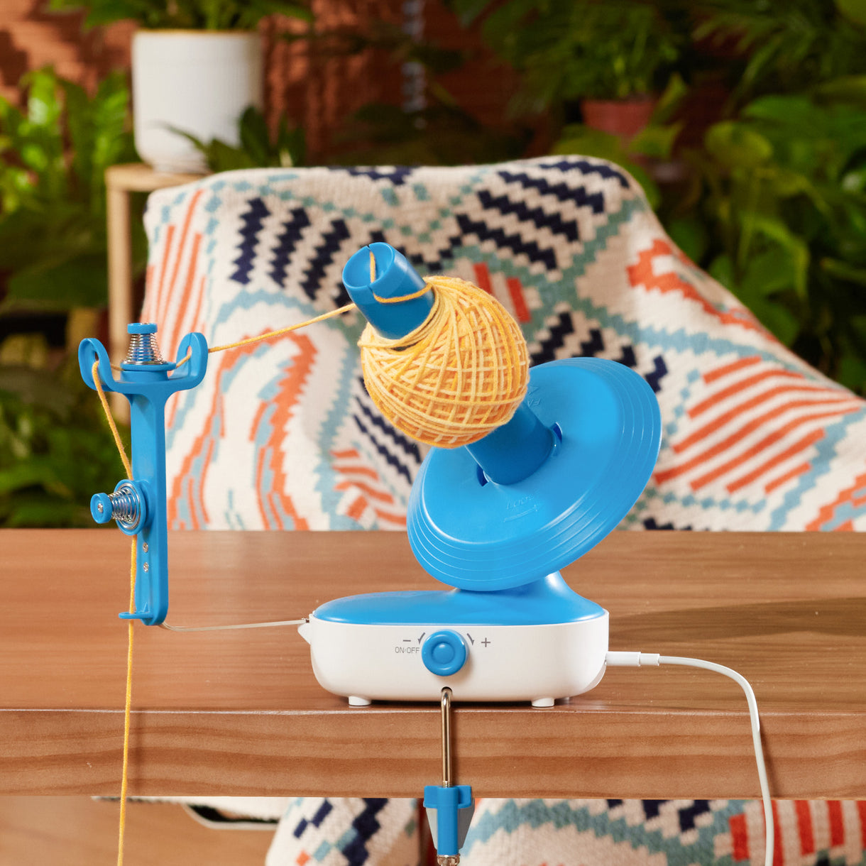 2024 Brand New Electric Automatic Yarn Ball Winder Pro – Caydo